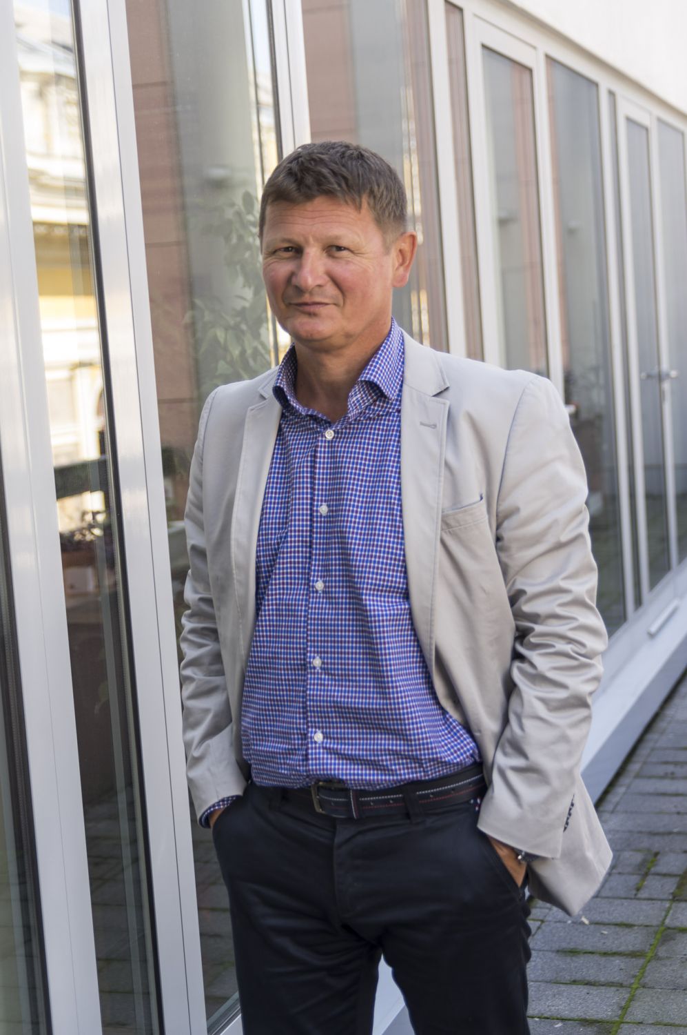 A hazai és a nemzetközi építőiparról első kézből: interjú Grabarics ...